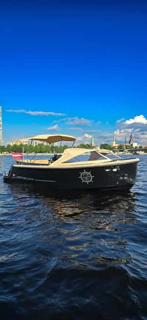 Riga: Private tour - City Panorama with premium class boat - A Deep Dive into the Riga Private Boat Tour