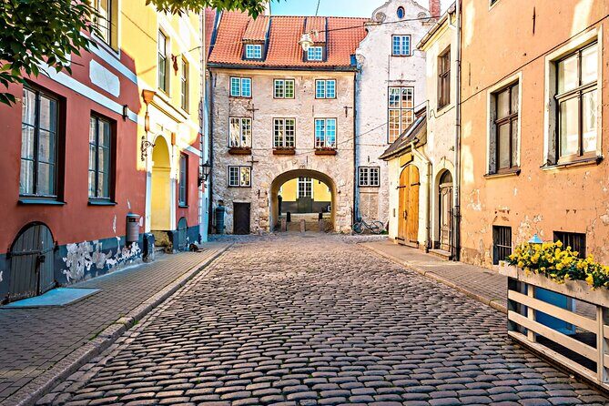 Riga Scavenger Hunt and Highlights Self Guided Audio Tour - Who Would Love This Tour?