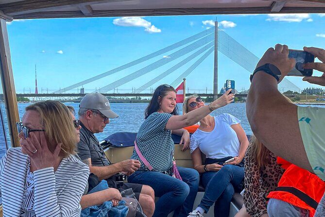 Riga Sightseeing Tour by Canal Boat with Audioguide - FAQ  