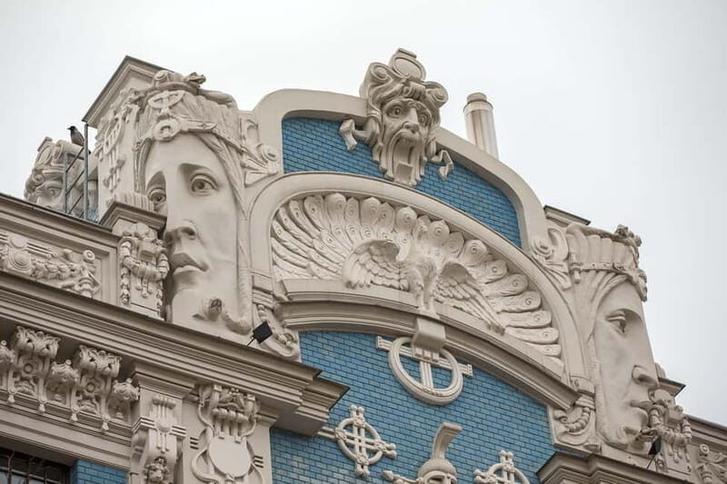 Riga's Old Center and Art Nouveau Tour - Key Points