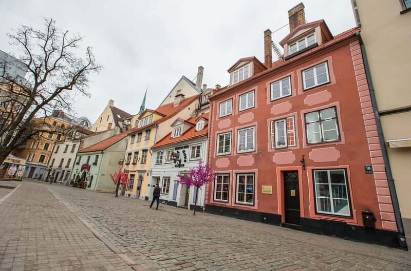 Riga's Old Center and Art Nouveau Tour - Practical Details: What to Expect