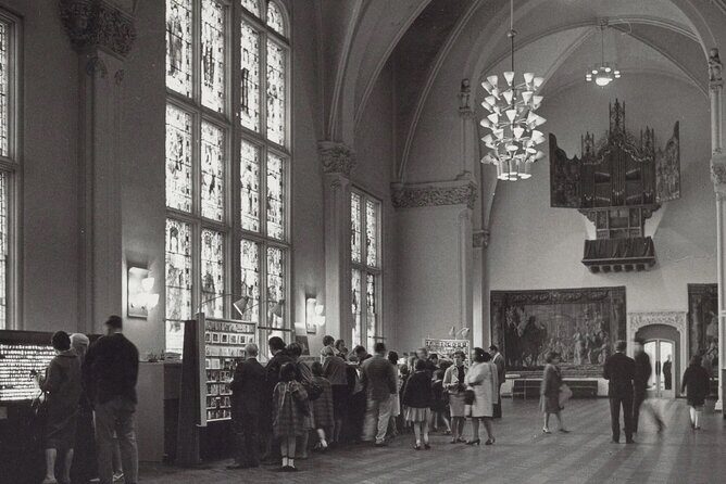 Rijksmuseum Amsterdam Private Guided Tour - Meeting Point and Accessibility