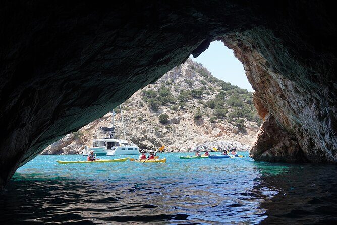 Rina Cave Sea Kayak Tour with Snorkeling and Picnic - Introduction to the Rina Cave Sea Kayak Tour