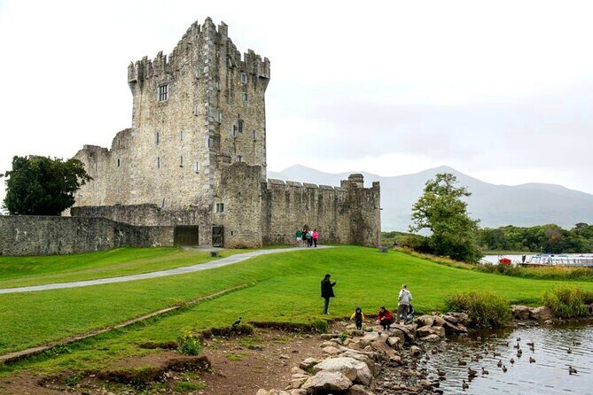 Ring of Kerry & Killarney tour departing from Cork City. Guided. Full Day. - Killarney: The Town and Its Lakes
