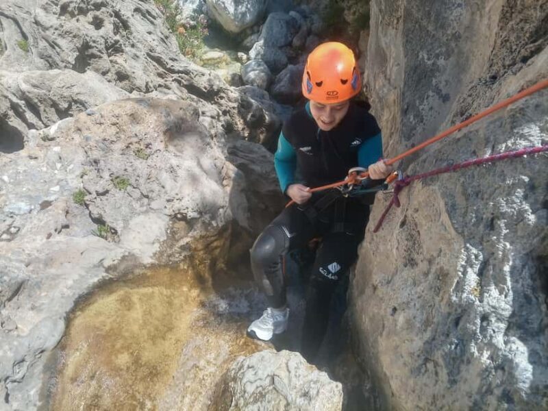 Río Verde, Otivar, Granada: canyoning, crystal clear waters, jumps, and rappelling. - Why This Canyoning Adventure Is Worth It