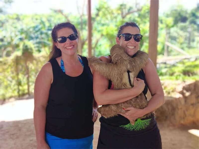 Roatán: Private Monkey and Sloth Sanctuary Tour - Key Points