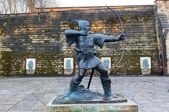 Robin Hoods Nottingham: Interactive Game & Walking Tour - What makes this experience stand out?