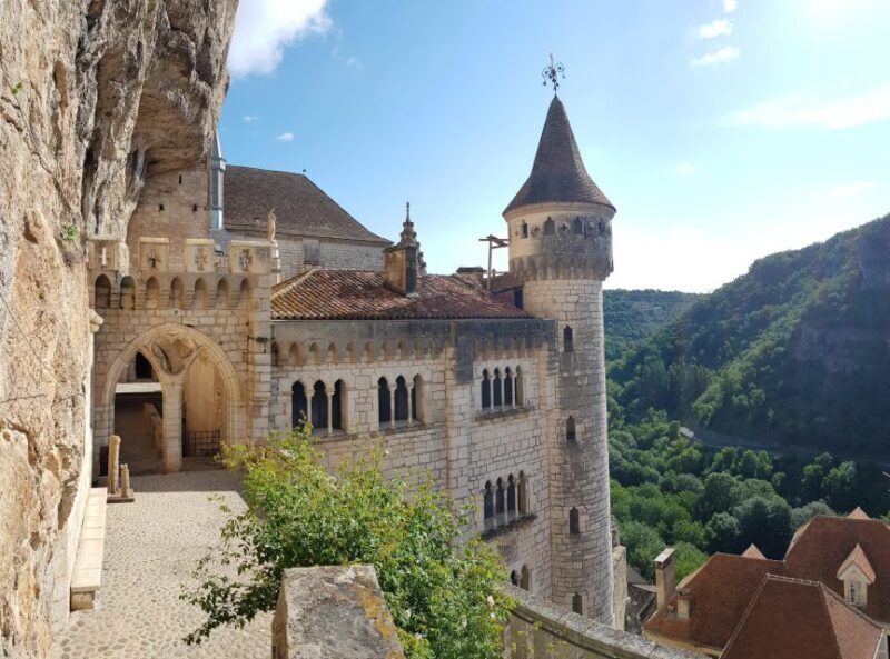 Rocamadour : private walking tour with a registered guide - A Closer Look at the Rocamadour Private Walking Tour