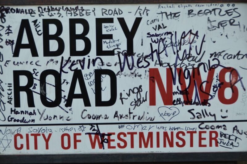 Rock n Roll London Tour By London Taxi - Key Points