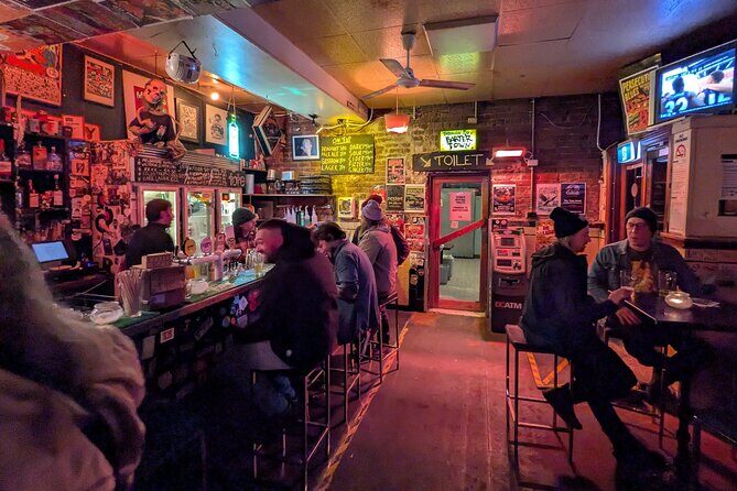 Rock'n'roll venues pub crawl including 2 free drinks and history - A Deep Dive into Melbourne’s Rocknroll Pub Crawl: An Authentic Music Experience