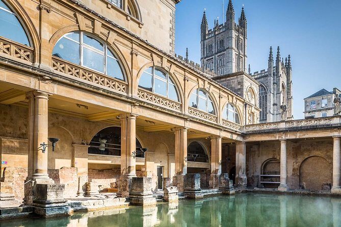 Roman Baths and Bath City Walking Tour - Roman Baths: The Showstopper