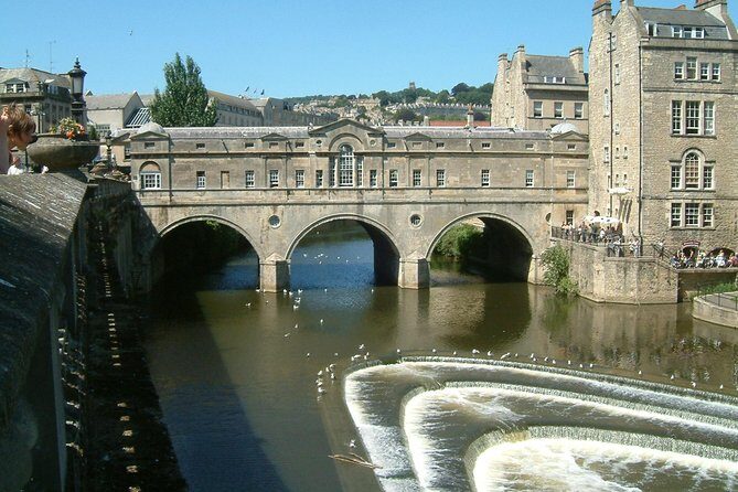 Roman Baths and Bath City Walking Tour - Timing and Group Size