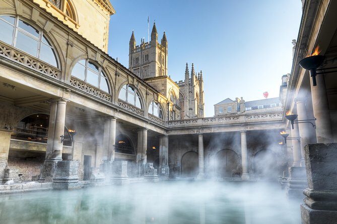 Roman Baths Entry and Walking Tour with Blue Badge Tour Guide - Exploring Bath’s Highlights with Confidence