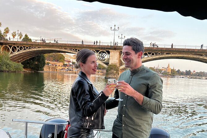 Romantic boat ride 1h (private) - Who Will Love This Experience?