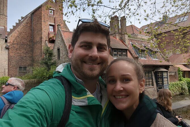 Romantic Bruges: Love Between the Canals Exploration Game - Who Is This Tour Best Suited For?