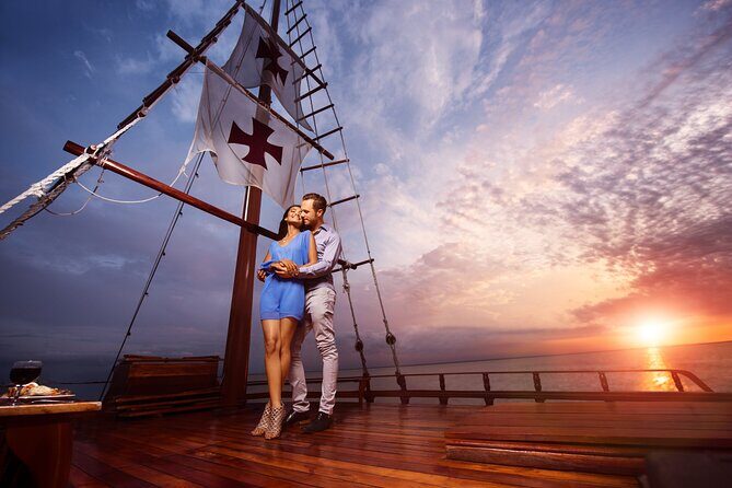 Romantic Dinner in the Spanish Galeon with Sax in Cancun. Lobster & Beef menu. - FAQs
