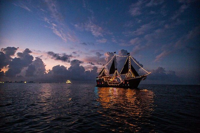 Romantic Dinner on a Spanish Galeon in Cancun - FAQ