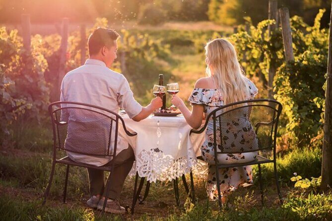 Romantic Escape in Tuscany - Overnight and Wine Tasting - Key Points