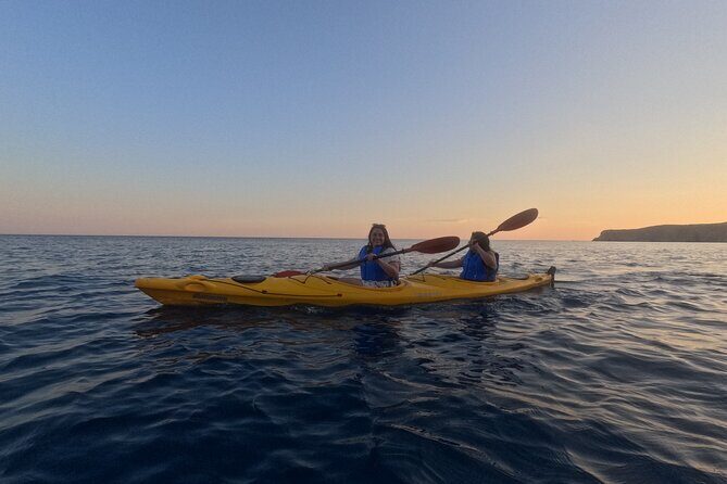 Romantic Sunset Kayaking Tour in Papafragas Cave, Milos - Key Points  