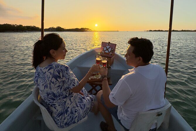 Romantic sunset tour in Río Lagartos, with food - The Sum Up