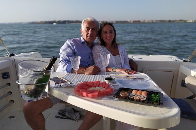 Romantic walk in the Bay of Cadiz - Key Points