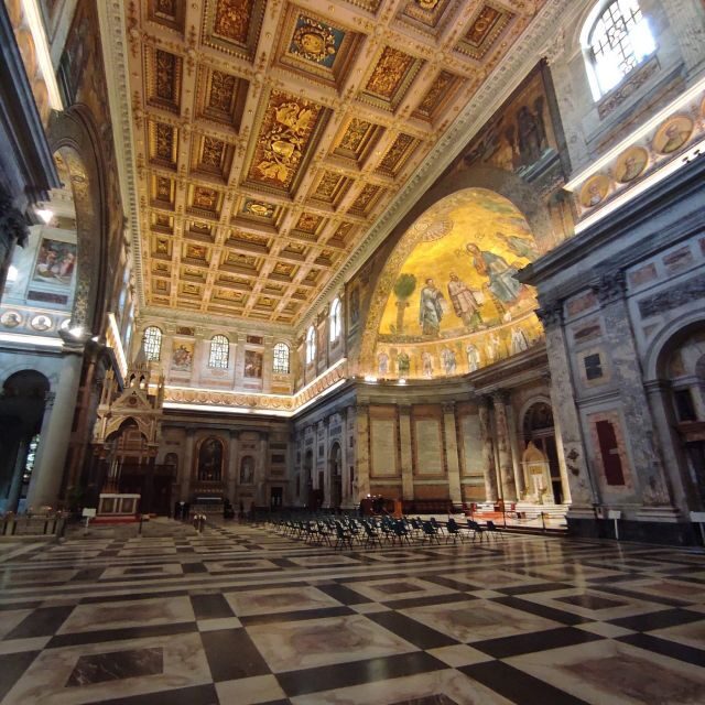 Rome: Appian Way and Catacombs VIP Tour with Hotel Pickup - Exploring the Surrounding Landmarks