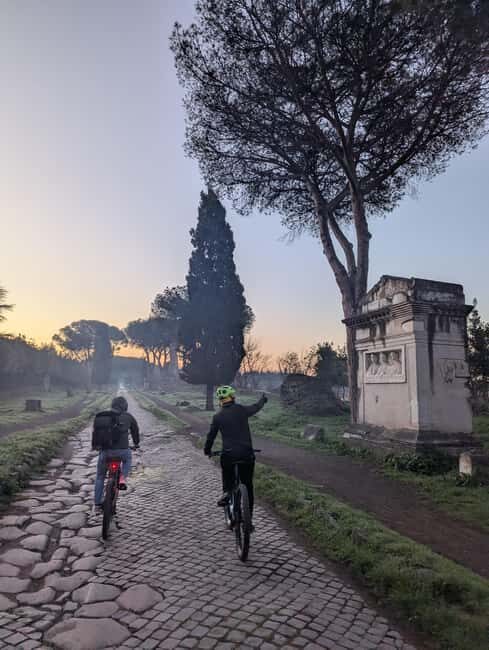 Rome: Appian Way, Aqueducts, & Catacombs E-Bike Guided Tour - Discovering the Hidden Corners of Rome on Two Wheels