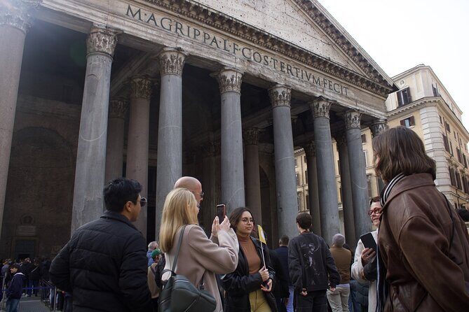 Rome at Night: Small Group Guided City Walking Tour - Key Points