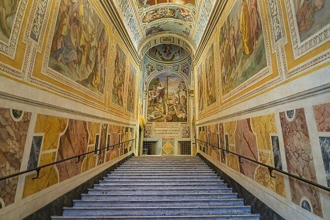 Rome: Between Holy Doors Small Group Walking Tour - An In-Depth Look at the Tour Experience