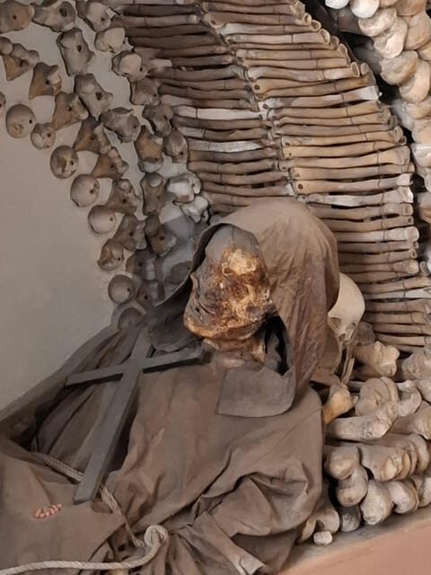 Rome: Bone Crypts Express - Tour in ENGLISH with tickets - Starting Point: Piazza Barberini