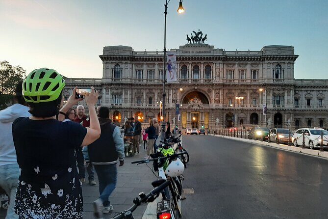 Rome by Night E-Bike Tour with Pizza Option - Frequently Asked Questions