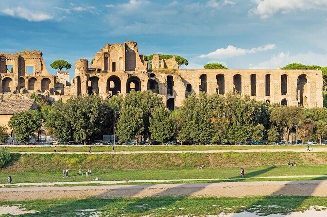 Rome: Circus Maximus Virtual Reality Game near the Colosseum - Key Points