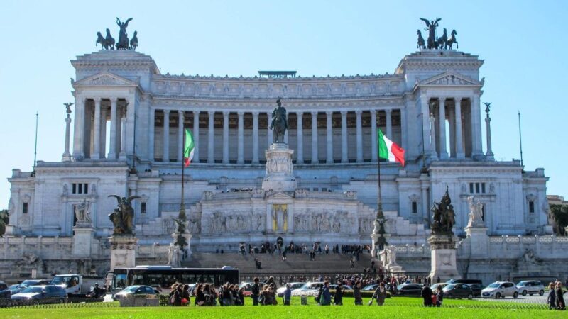 Rome: City Highlights Walking Tour with Local Guide - Who Will Love This Tour?
