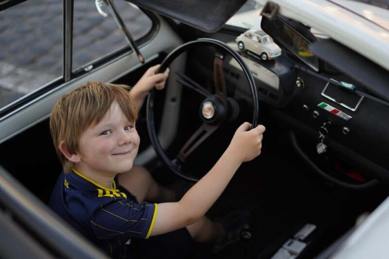 Rome: City Tour in a Retro Fiat 500 with Photo Stops - FAQ