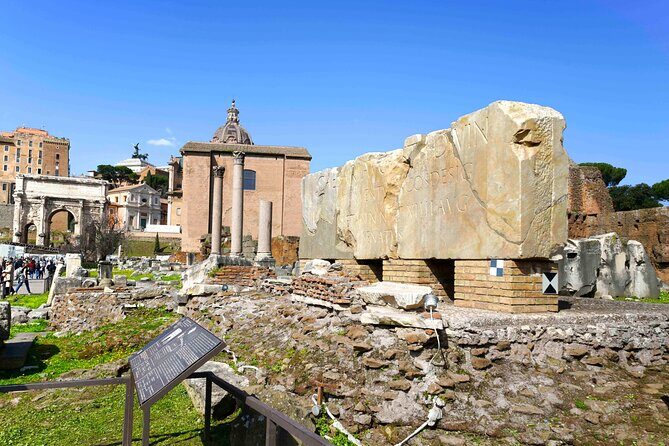 Rome: Colosseum, Forum, and Palatine Hill 3 hr Tour - Roman Forum: The Heart of Ancient Rome