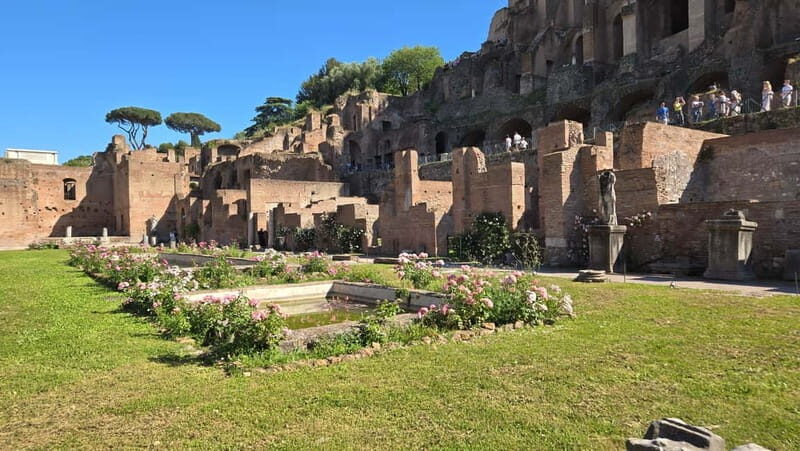 Rome: Colosseum, Roman Forum, and Palatine Hill Guided Tour - Frequently Asked Questions