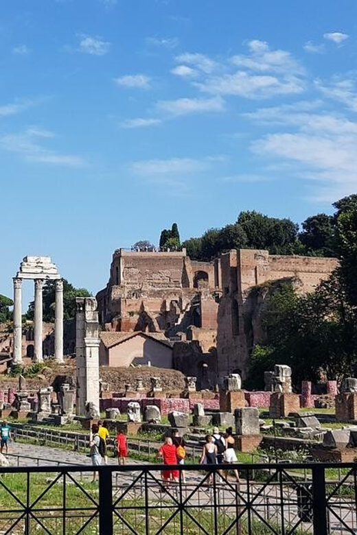 Rome: Colosseum, Roman Forum & Palatine Hill Experience - Tips for Making the Most of Your Visit