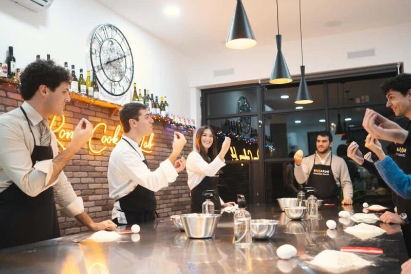 Rome: Fresh Pasta-Making Class with Italian Chef and Wine - Key Points