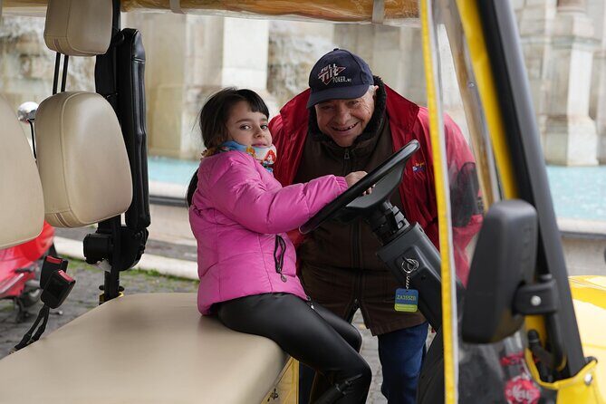 Rome Golf Cart Tour with Professional Photographer - Key Points