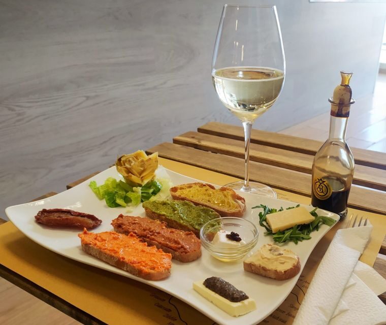 Rome: Gourmet Food Tour with Dinner & Barolo Wine - Why This Food Tour Feels Special