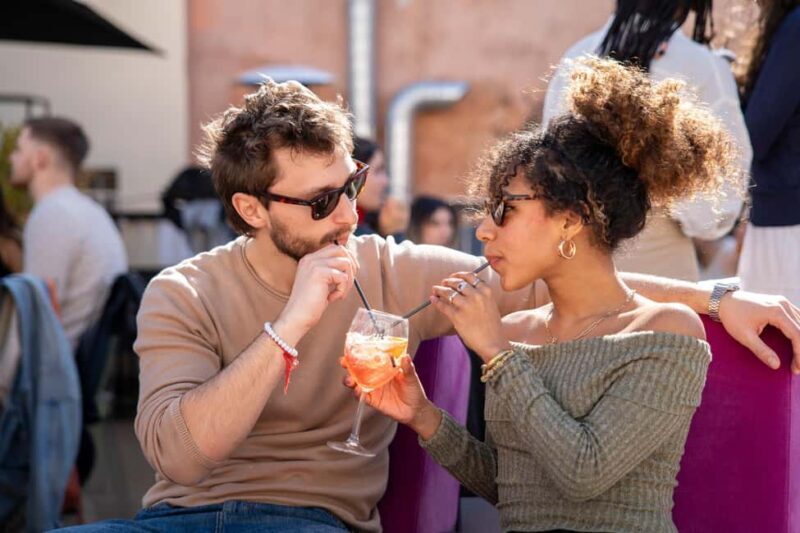 Rome: Guided Bar Crawl with Drinks & Dark History - Key Points