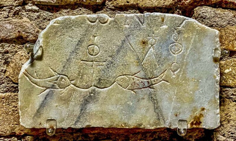 Rome: Guided Roman Catacombs Tour with Transfers - Who Should Consider This Tour?