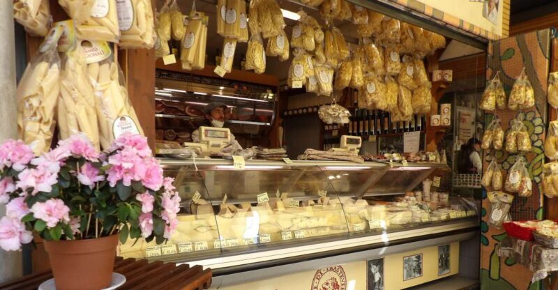 Rome: Guided Walking Tour and River Boat Ride - Final Thoughts: Is This Tour Right for You?