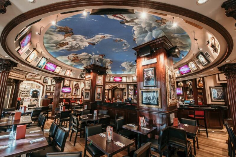 Rome: Hard Rock Cafe Experience - Authenticity and Merchandise