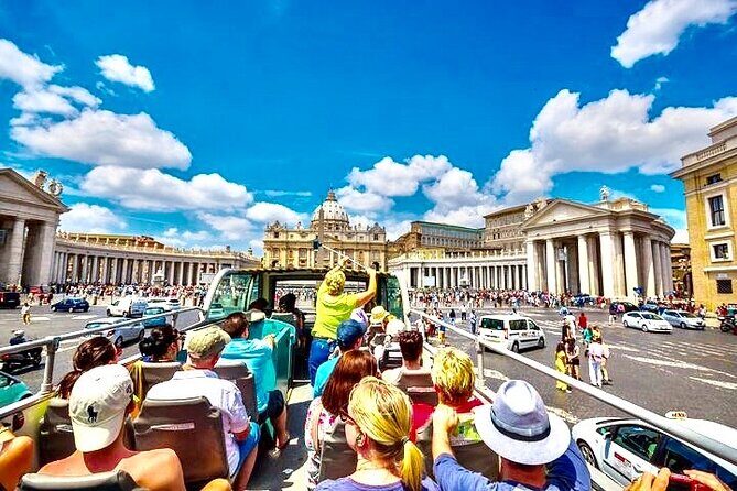 Rome Hop On Hop Off Open Bus + Vatican Museum Sistine Chapel Tour| Fast Track - What It’s Like to Experience the Tour