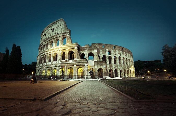 Rome in a Nutshell Private Driving Tour - Who Should Consider This Tour?