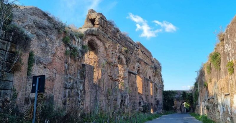 Rome: Mini hike to the ancient Parco degli Acquedotti - The Highlight: Parco degli Acquedotti