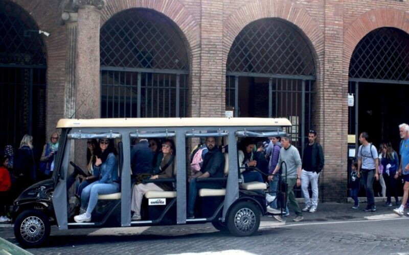 Rome: Night Tour of the City by Golf Cart (Private option) - Guides and Personal Touches