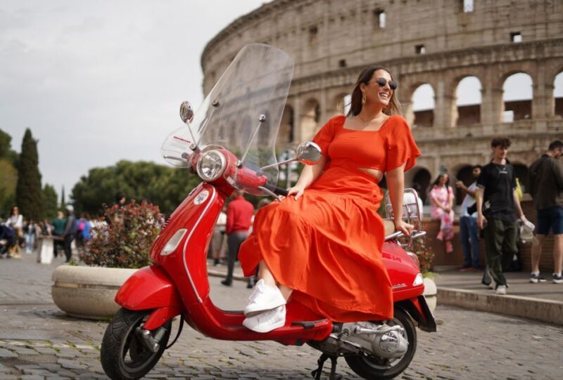 Rome on a Vespa  Photography Service - Key Points
