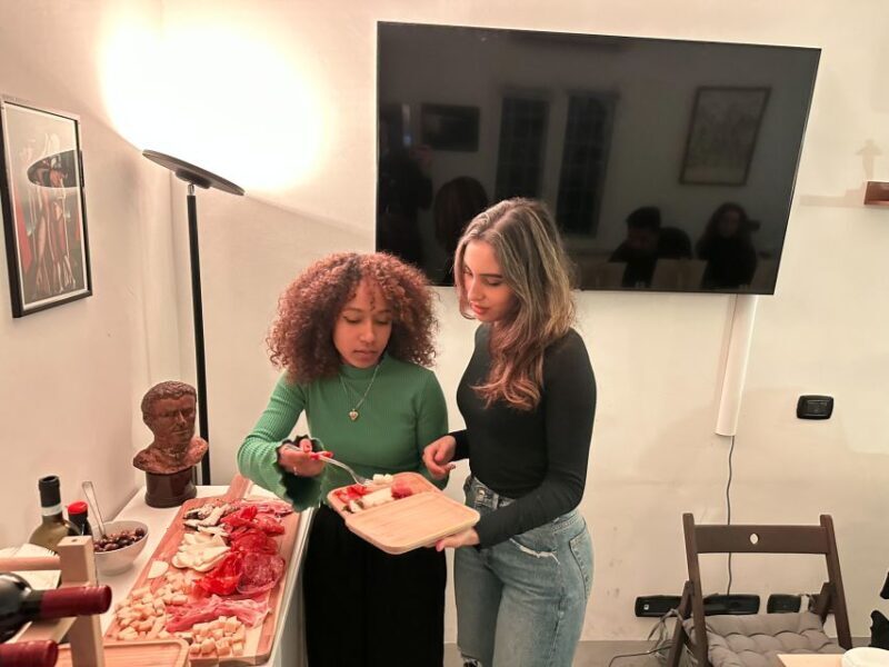 Rome: Painting Class with Unlimited Wine - FAQs